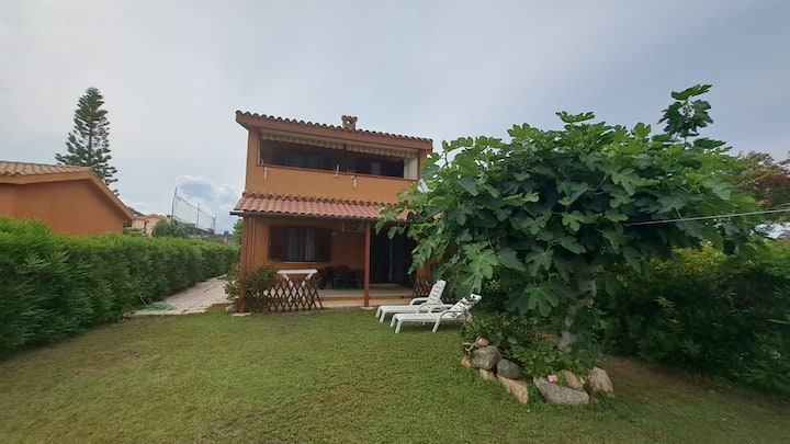 Sardegna Villetta Con Giardino - Costa Rei