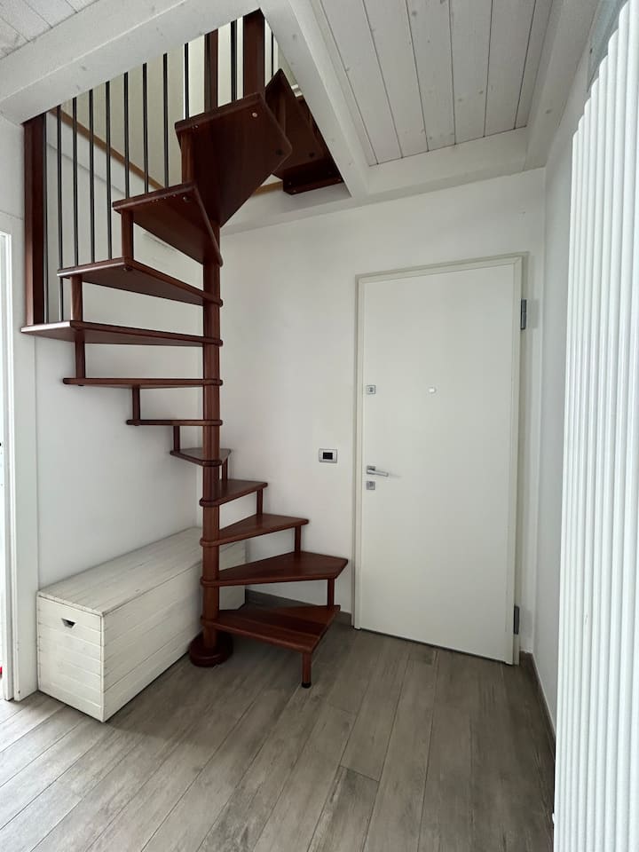 A Circa 30 Mt Dal Mare - Giulianova