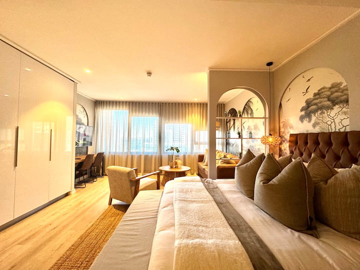 Peaceful Pleasure’s At Bree-2704 - Le Cap