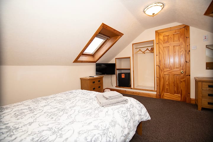 Alder Lodge Guest House Room 8 - Lerwick
