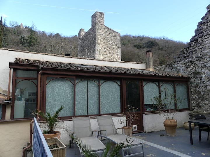 Maison Atypique Adossée Remparts - Montélimar