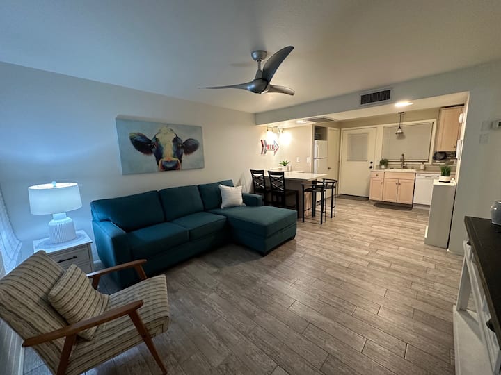 Newly Remodeled Condo 55+ - Titan Missile Museum