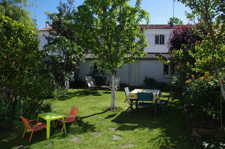 Maison Tout Confort Avec Jardin à 1km De La Plage - Les Sables-d'Olonne