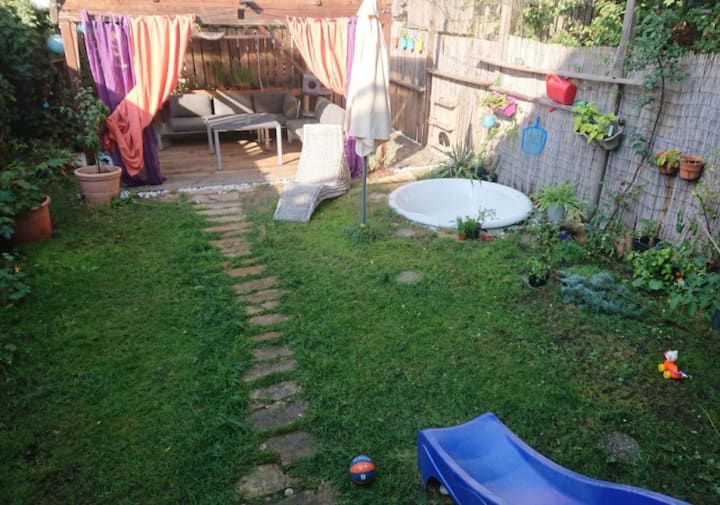 Großes Zimmer Mit Garten - Bamberg