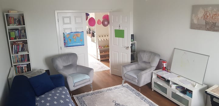 Big En-suite Double/twin Bedroom - Witney