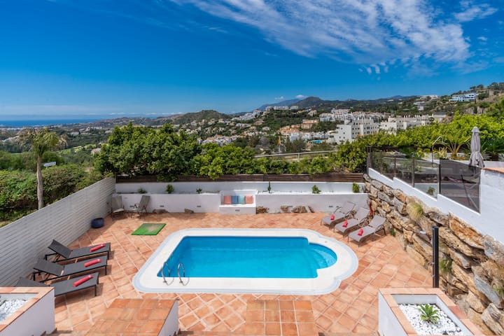 Beautiful La Heredia Home Private Pool & Sea Views - Benahavís