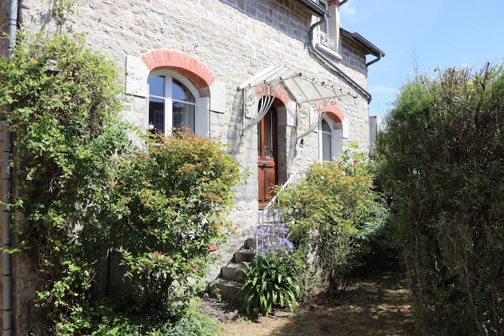 Maison Dinannaise "Les Roses" - Dinan