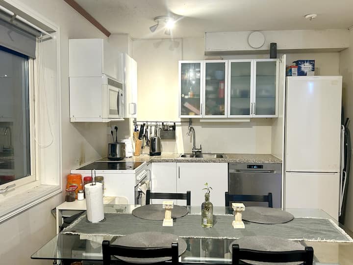 Well-connected Studio Apartment - Vallentuna