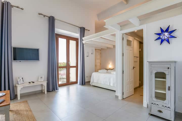 La Residencia, Estudio Rosa - Tarifa