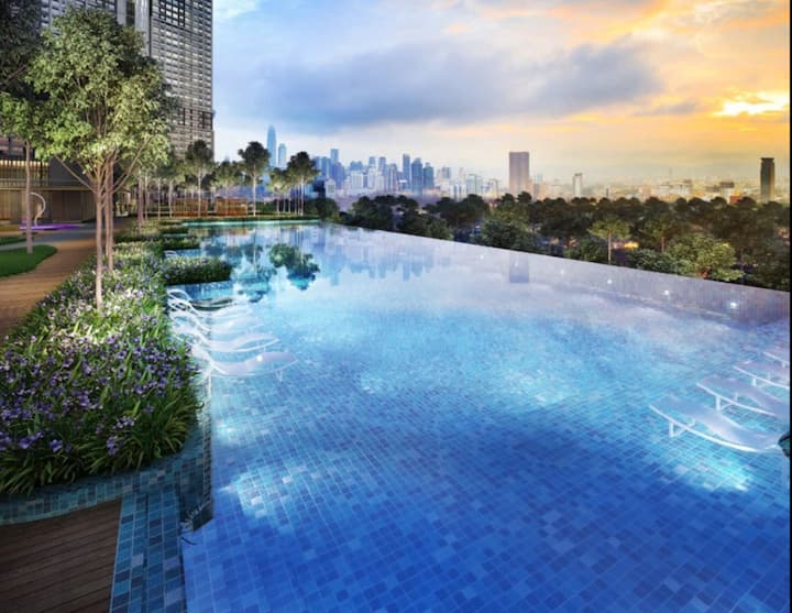 The Traveler's Escape - Solo Adventurer - Kuala Lumpur