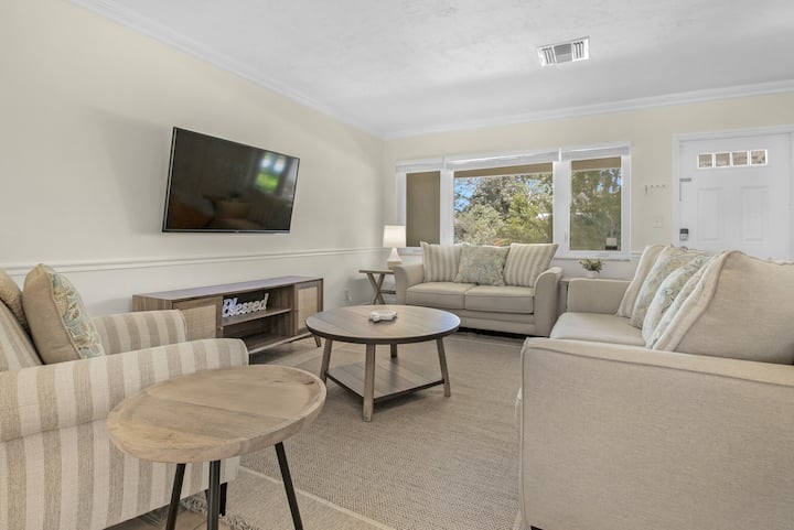 Tropical Escape. 3br/2ba With Heated Pool. - Deerfield Beach, FL