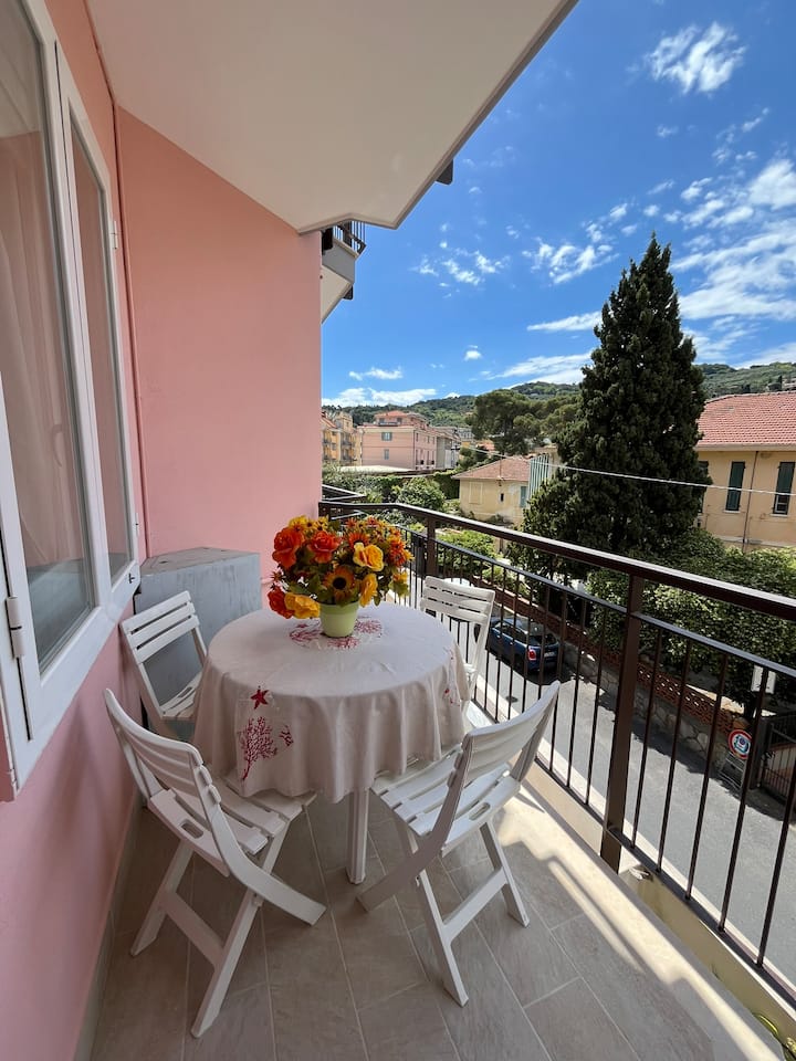 Appartamento Sul Mare Per Famiglie - Diano Marina