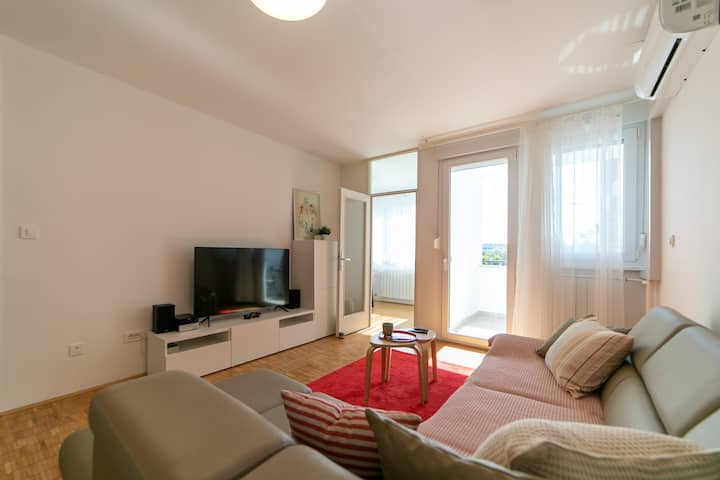 Hemma Apt, Office+garage Near Jarun Lake - Zagreb