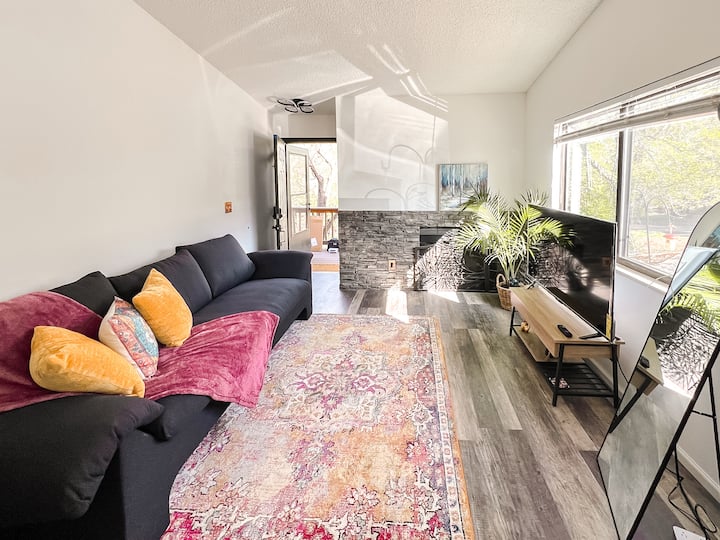 Tranquil Retreat Steps From Garden Of The Gods! - Manitou Springs, CO