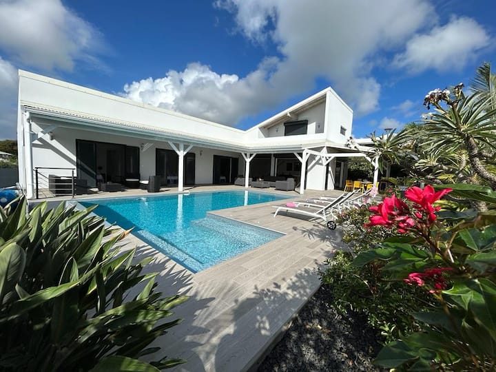 Magnifique Villa Avec Piscine - Guadalupe