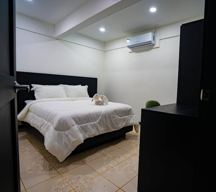 The Hummingbird – La Casona 2br | Hot Springs - La Fortuna