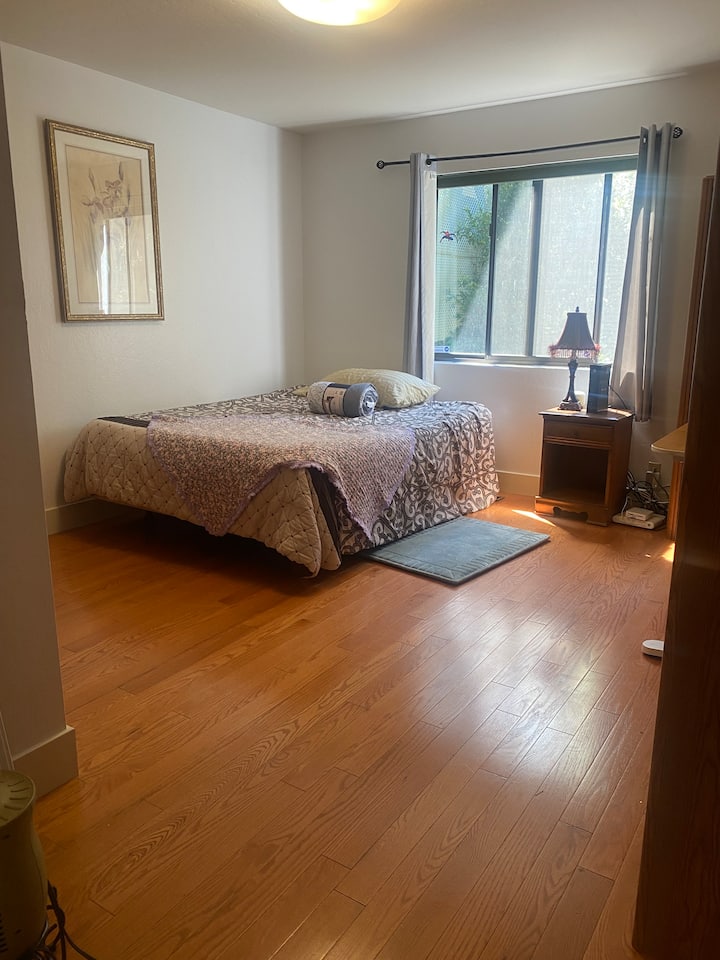 1 Bd1ba Rural Portola Valley Ca. - Woodside, CA