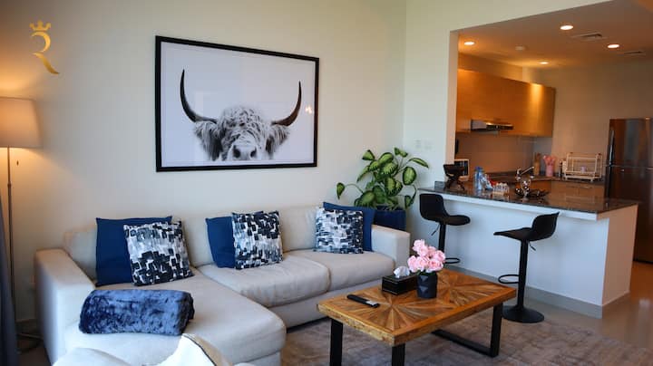Blanc Bliss 1br | Comfy Stay & Pool Access. - Abu Dhabi