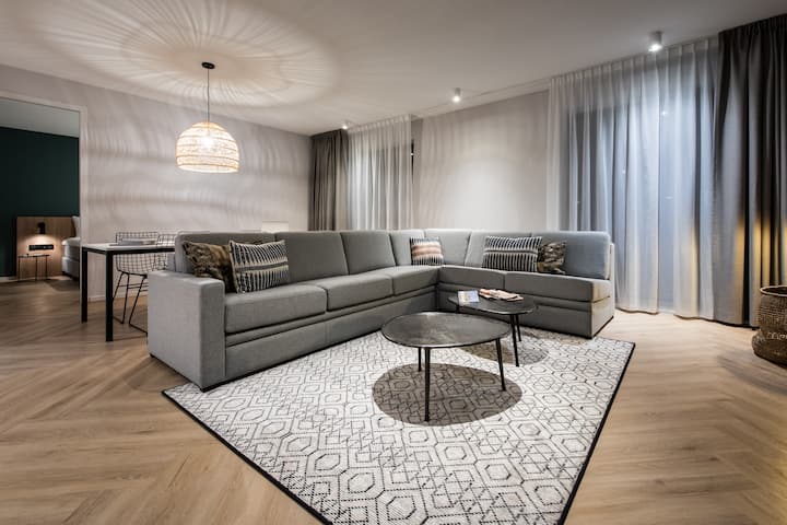 Numa | Xl 1-bedroom Apartment W/ Sofabed - Amsterdam
