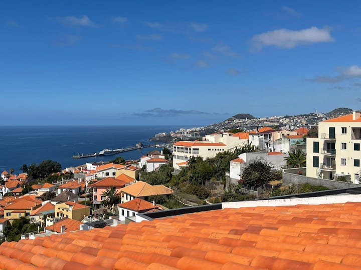 House 140sqm- Funchal With Phantastic Sea View - Funchal