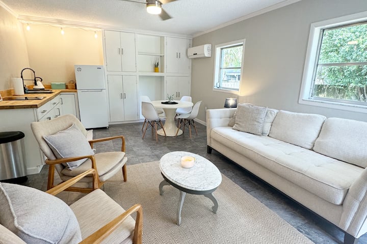 Pristine Guest Suite - DeLand, FL