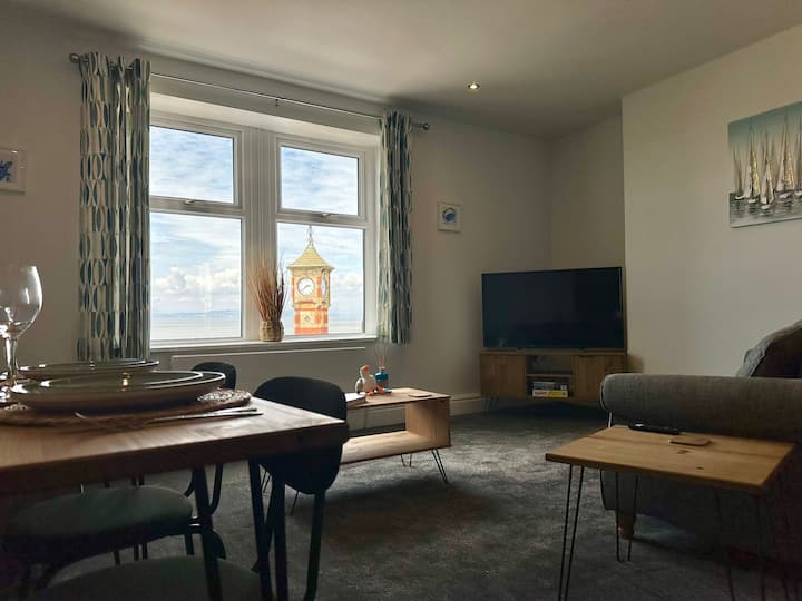 Clock Tower Apartments No 4 - Morecambe