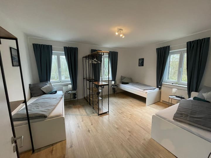 Hometonight Workers Home - Schnabelwaid No.2 - Pegnitz