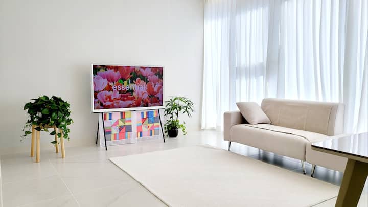 부산광안리/바다1분/집근처바다보며온천사우나/ 카페 맛집 /교통이용편리 - Busan