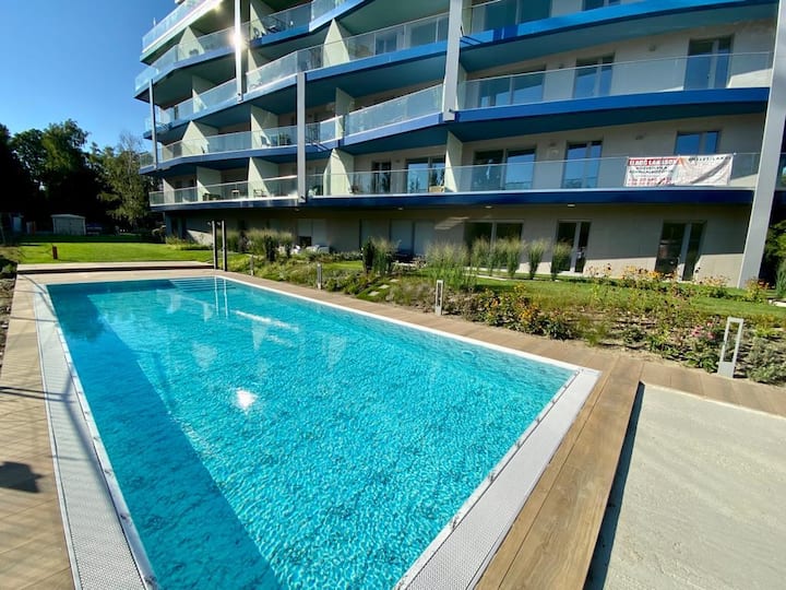 Apartman Medencével - Balatonszárszó