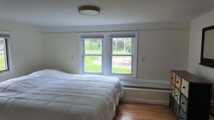 Bright, Peaceful 5-bedroom Apt - MIT, Cambridge