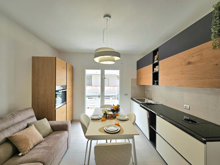 Grey House 4 100mt Dal Mare - Alba Adriatica