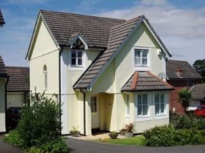 Primrose House - Fowey