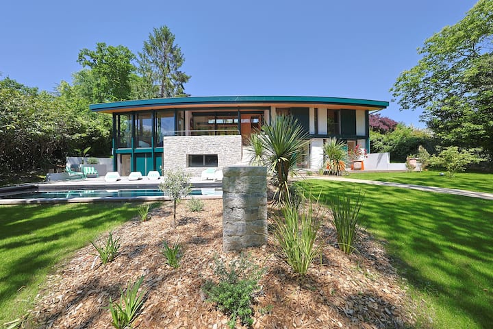 Villa D'architecte Avec Piscine - Espelette