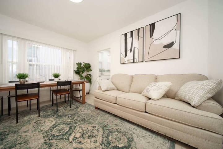 Cozy 3br Home In Mid-city Near Ktown | W/ Parking - Baldwin Hills - Los Angeles