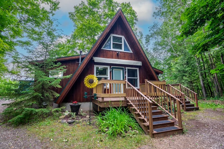 Cozy Private A-frame | Dog Friendly Escape - Door County, WI