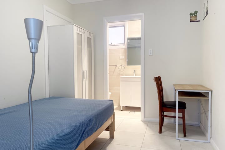 Parramatta Mini Studio+independent Entry - Sydney