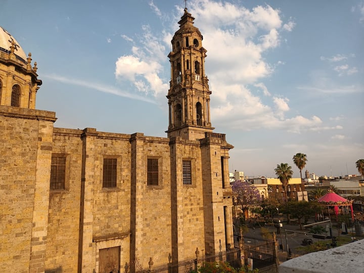 Cómodo Departamento En El Centro - 