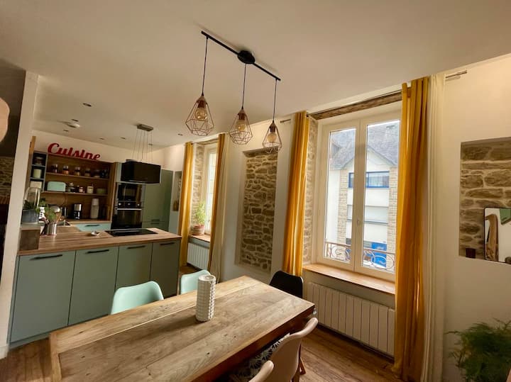 Maison De Ville Familiale Rénovée, 4 Chambres - Bretagna
