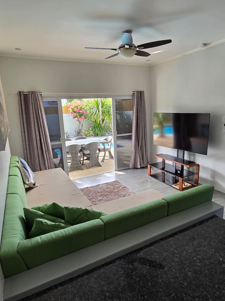 Two-bedroom Private Home W/ Spacious Pool Retreat - Panglao