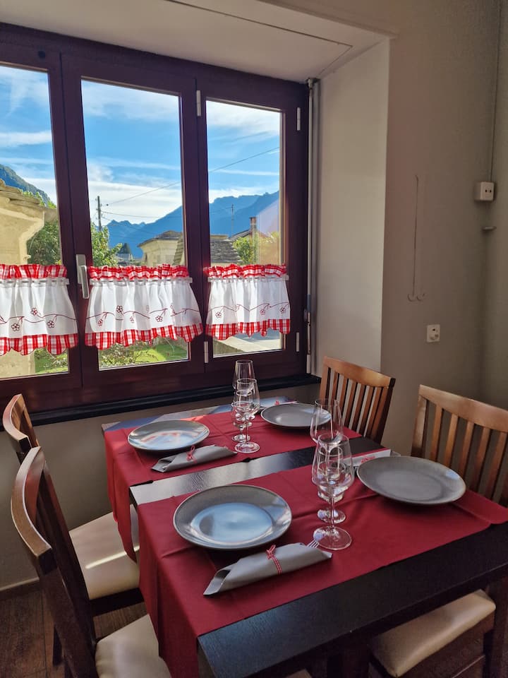 Ristorante Con Alloggio - Olivone
