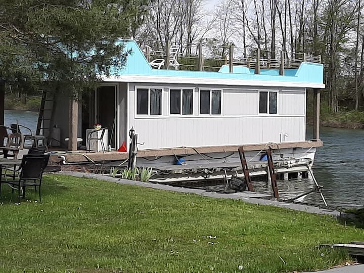 Anchors Away - Geneva, NY