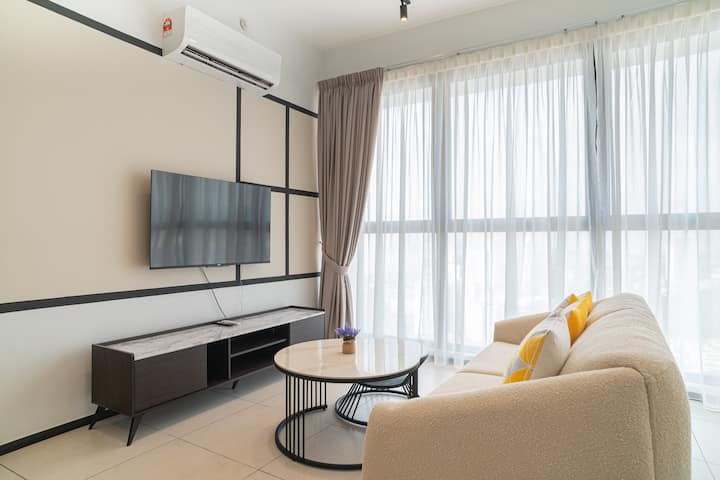 Urban Suites By Bold@seaview - George Town