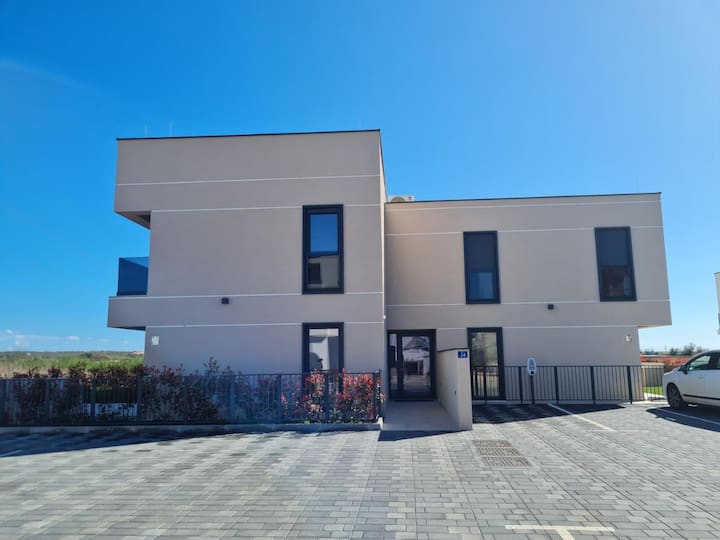 New Mare Apartment With Private Jacuzzi - Umag