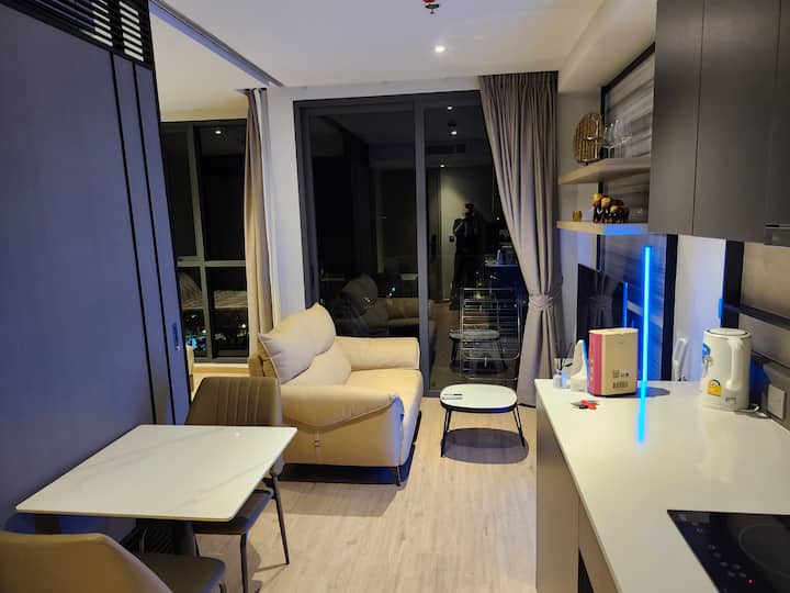 Luxus-traumwohnung Mit Meerblick - Pattaya City
