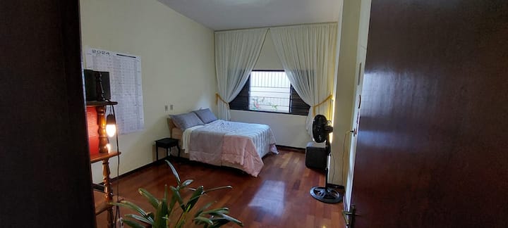 Ampla Suíte| Centro De Pira | Cozinha - Piracicaba