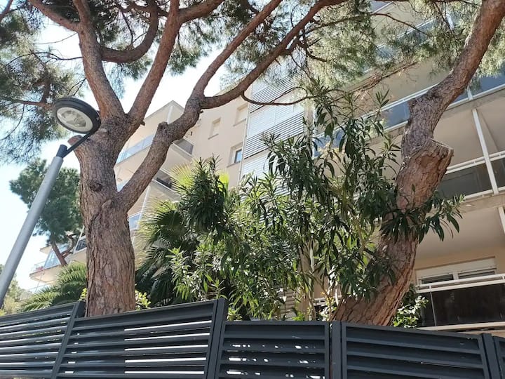 Salou Playa 100 M. Port Aventura - Salou