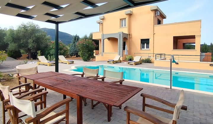 Villa Yakinthi - Corfú