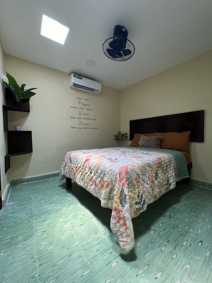 Casa Plancha, Céntrica, Remodelada, Planta Alta. - Mérida