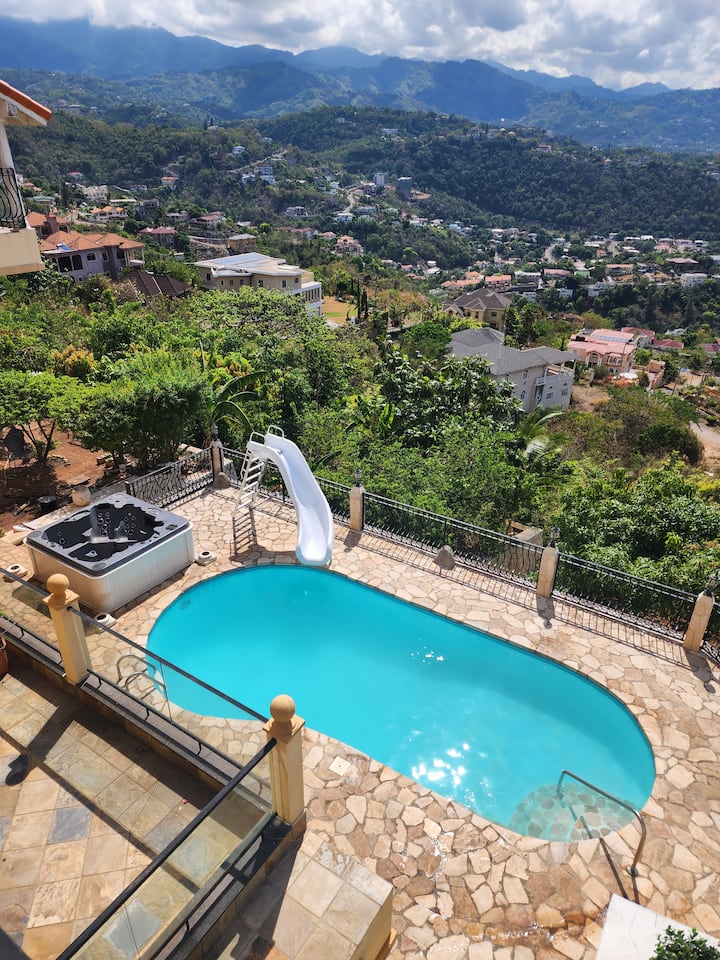 St. Andrew Hillside Luxury
Chancery Hall/redhills - Kingston