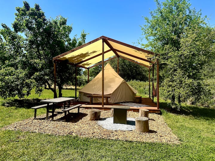 Glamping Tent @ Solstice Farms - Pickleball Court - Auburn